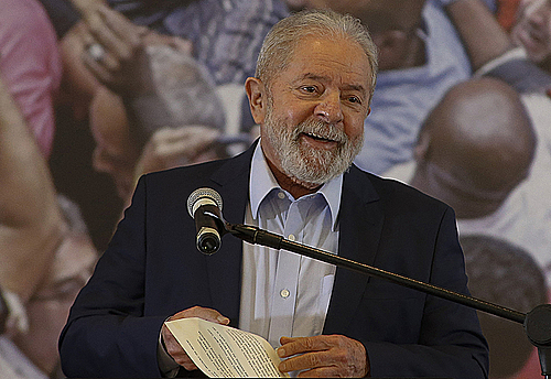 With his sentences annulled, Lula says he may run in order to | Geral
